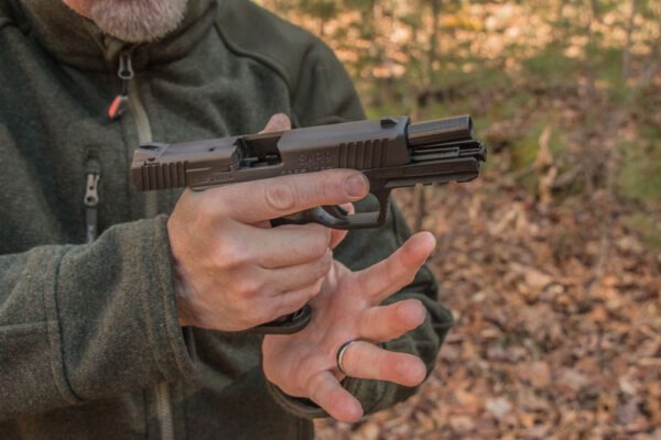 Defensive Handgunning: Skills & Tactics - Gun Digest