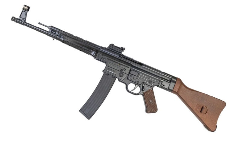 StG 44: Father Of The Modern Fighting Rifle - Gun Digest