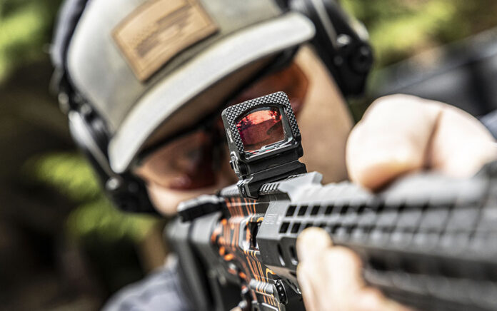 First Look: Vortex Defender-XL Red Dot Sight - Gun Digest